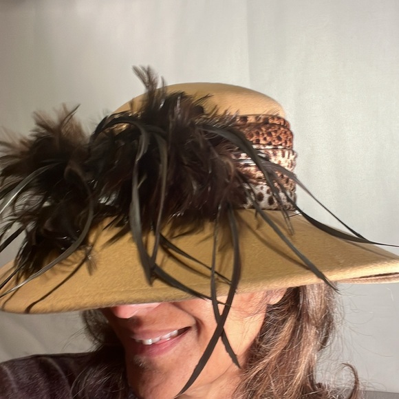 August Accessories | Accessories | Fine Military August Accessories ...